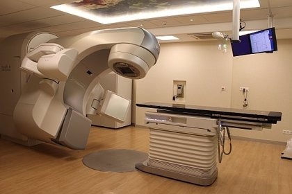 La CNS adquirirá un acelerador lineal para pacientes con cáncer ...