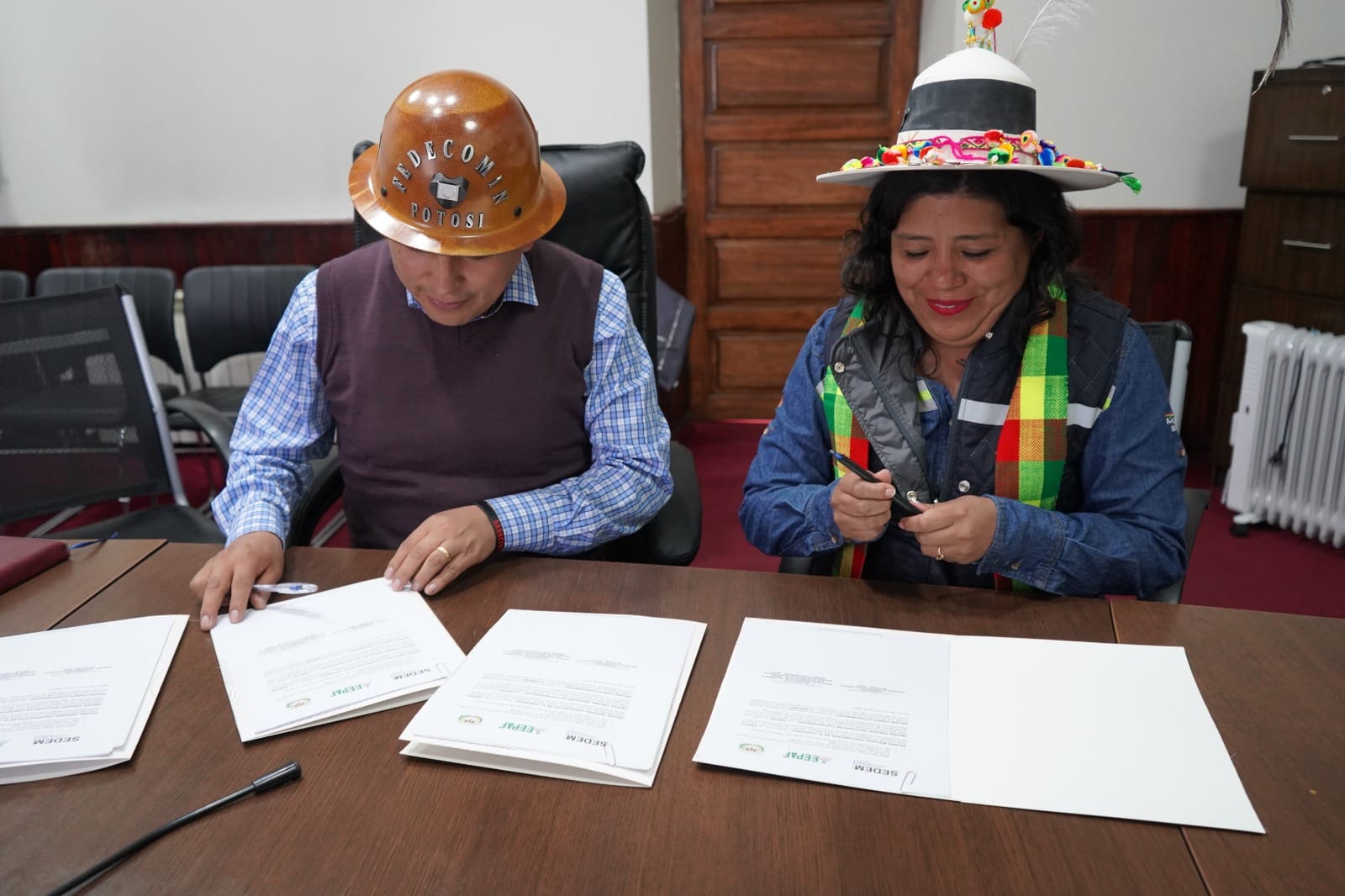 Firman convenio de transferencia de inmueble para emplazar Planta de ...