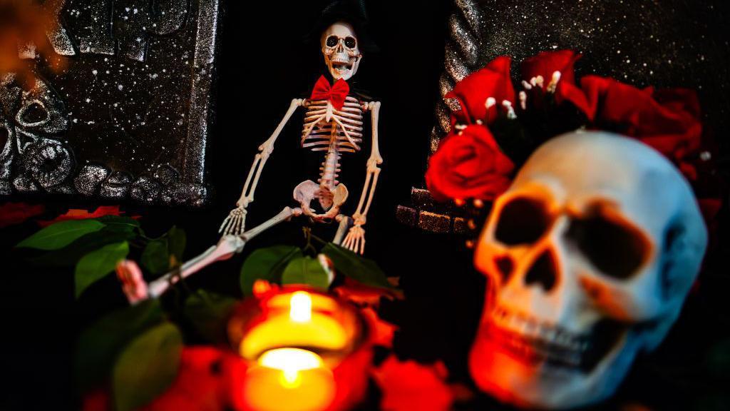 Halloween: cuál es el origen de la centenaria tradición de la «noche de ...