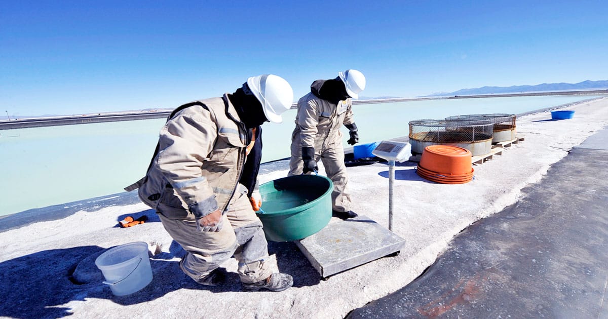 Viceministro Raúl Mayta pidió a la Asamblea aprobar el contrato para ...